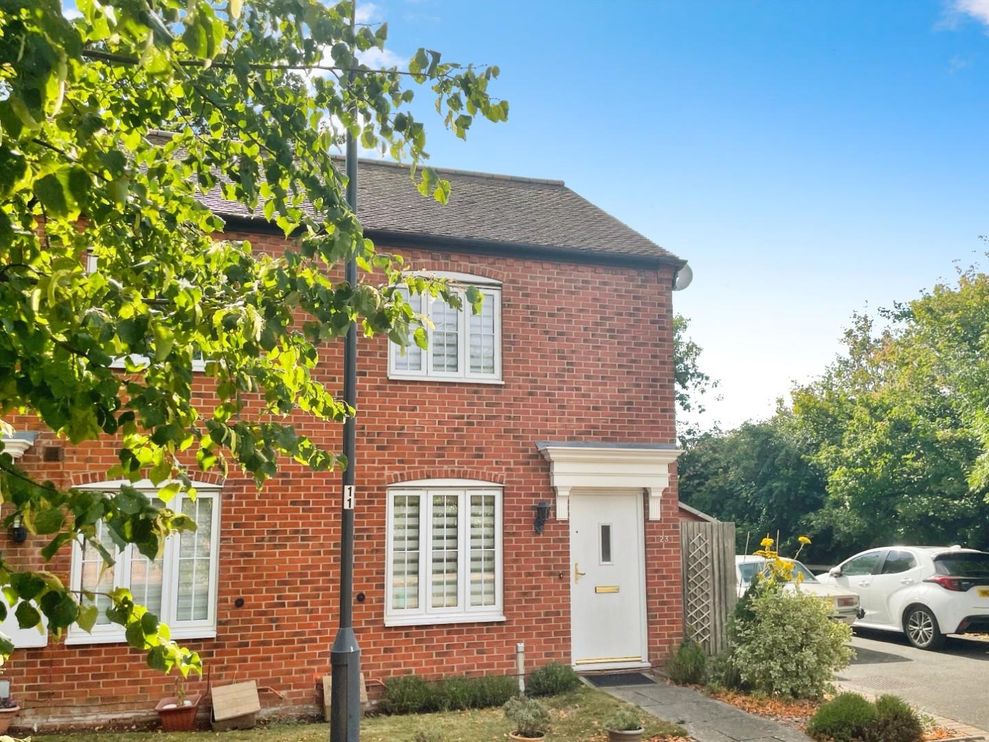 2 Bed, 1 Bath Property For Rent in St. Peters Way, CV37 0RX